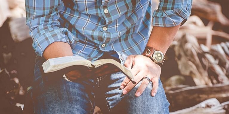 12 Powerful Examples Of Prophecies In The Bible - Christ Win